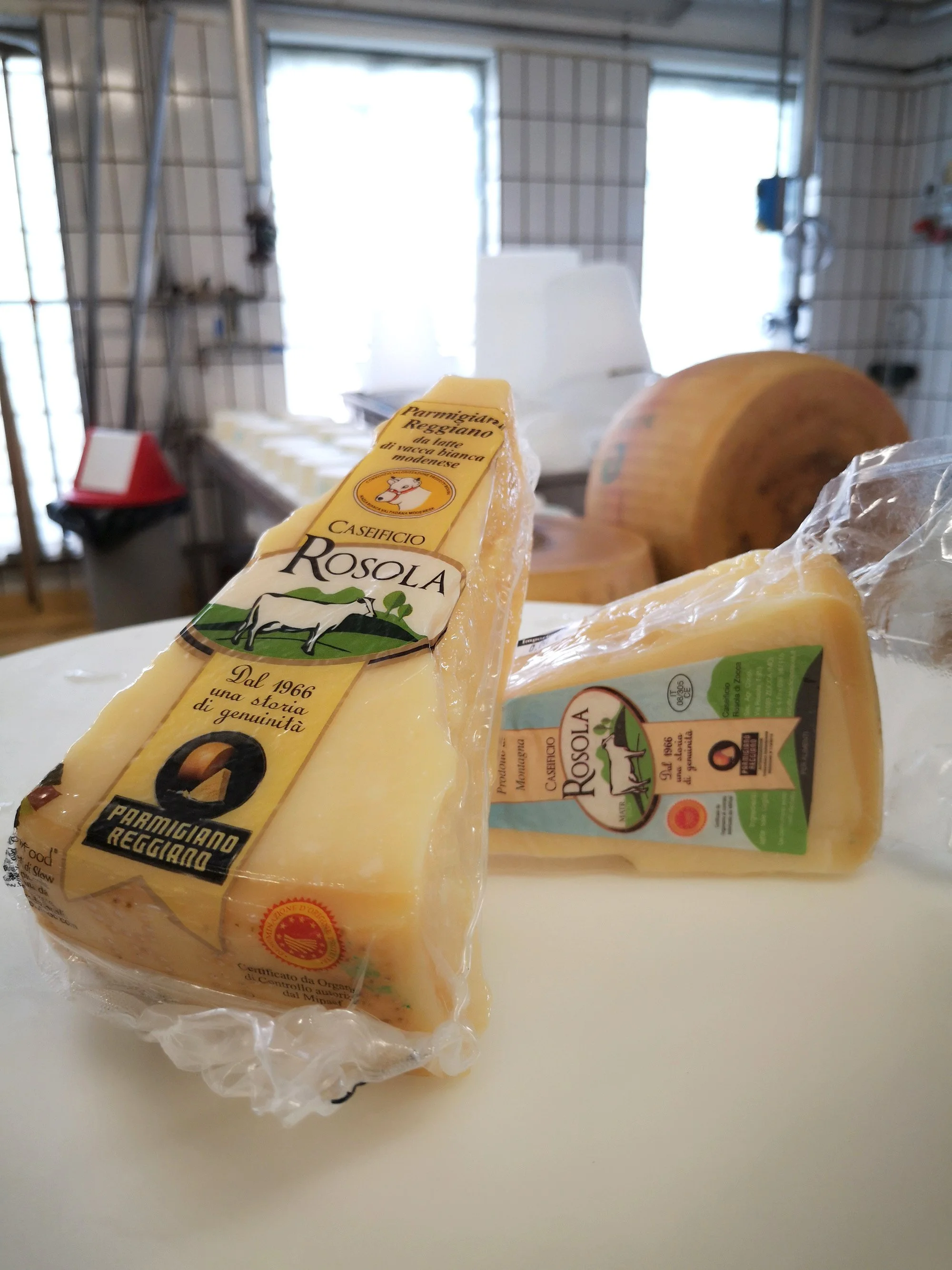 The 3 Original Breeds Used to Make Parmigiano Reggiano | The Cheese ...