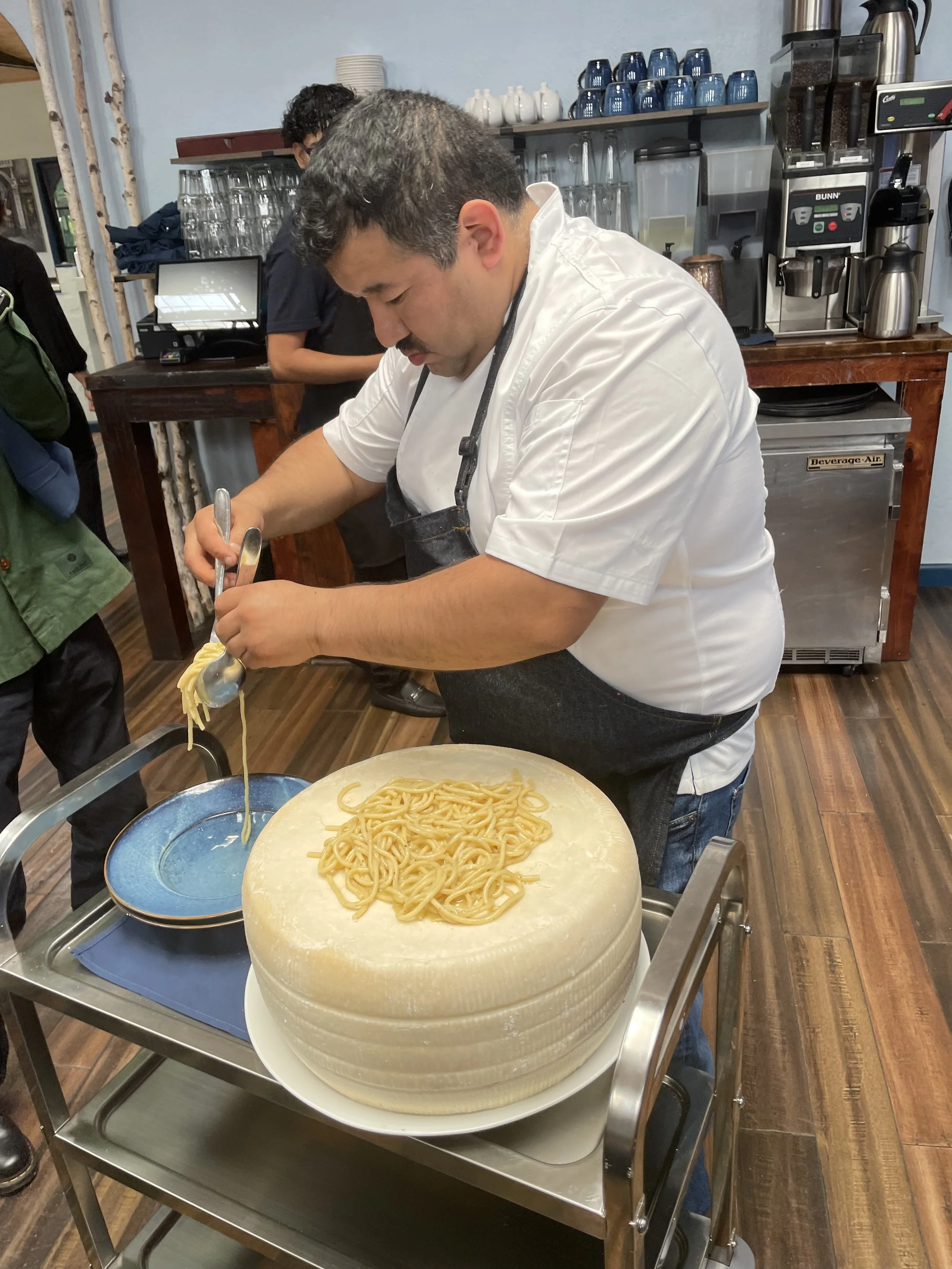 What is Pasta alla Ruota? (Why is Everyone So Crazy About It?) | The ...