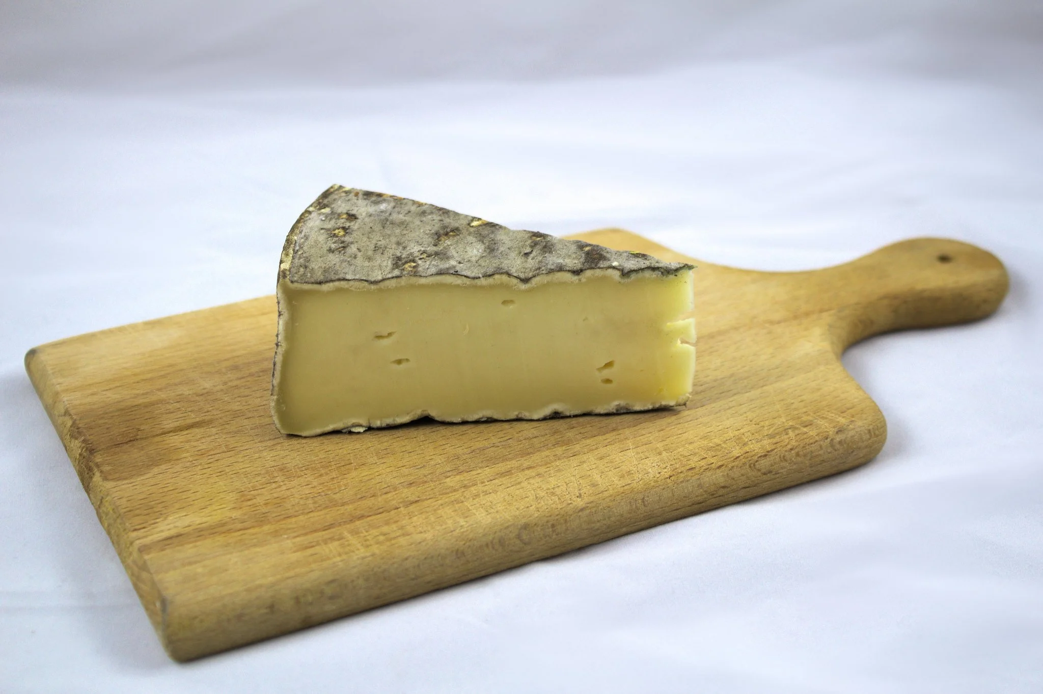 The Fun Facts and Fascinating History of Saint-Nectaire Cheese | The ...