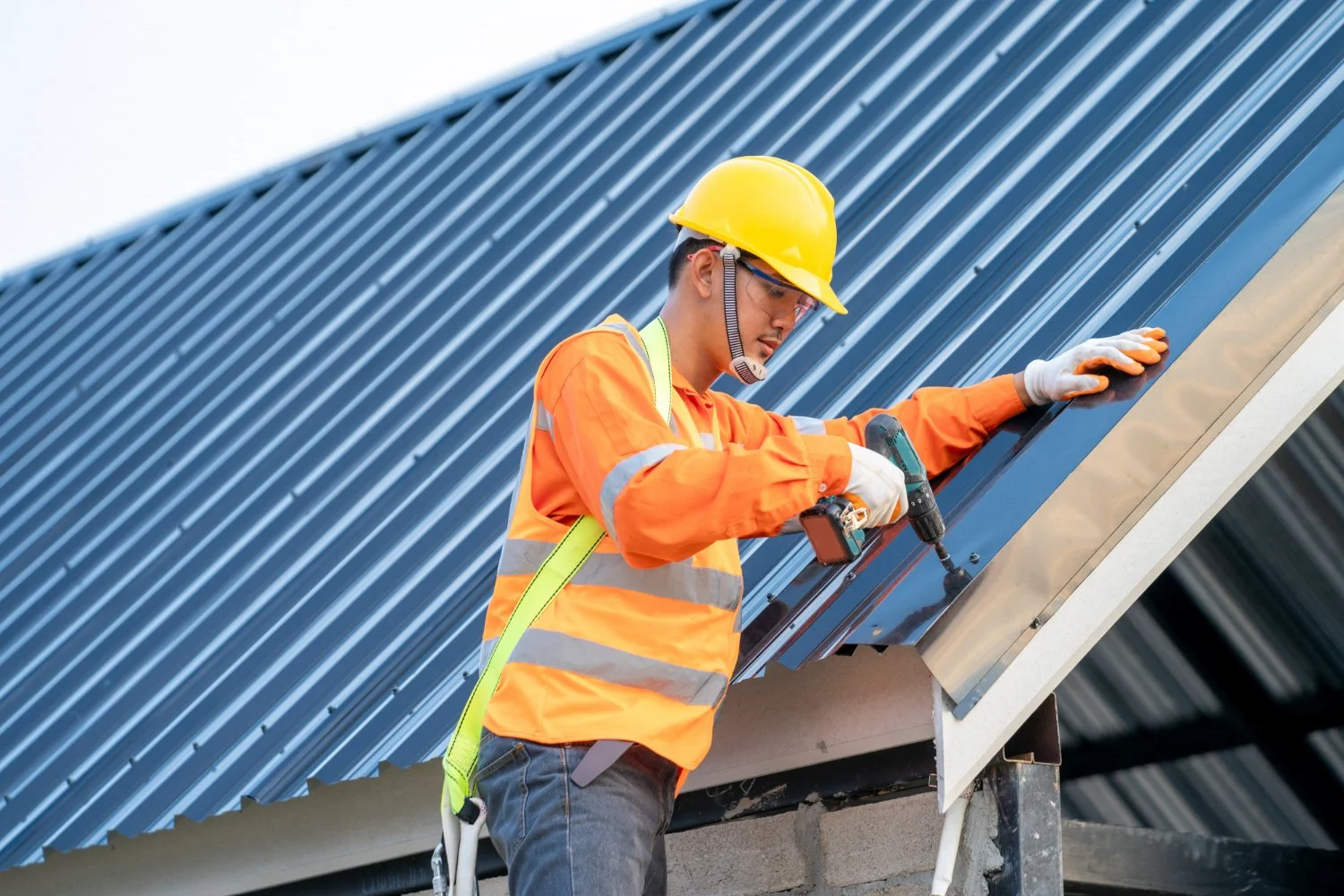 Masters of the Sky: Choosing Your Roofing Guardian