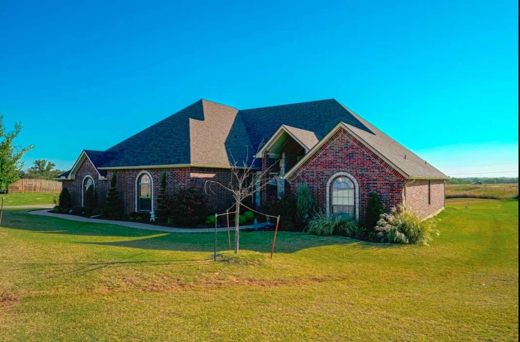 What Are the Top Summer Roofing Tips Everyone Should Know?