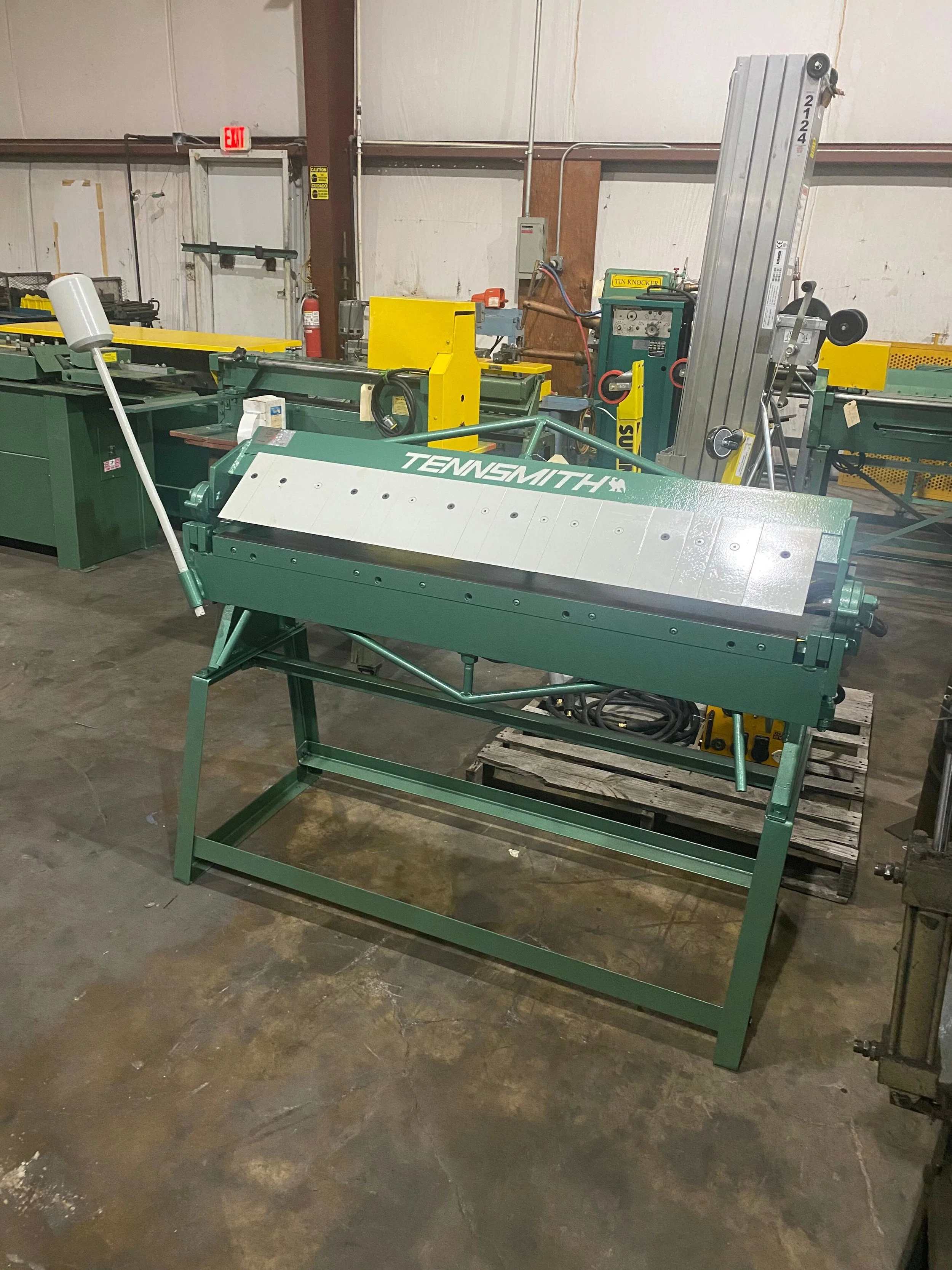 BOX AND PAN BRAKE — Used Machines — Red River Machinery Inc