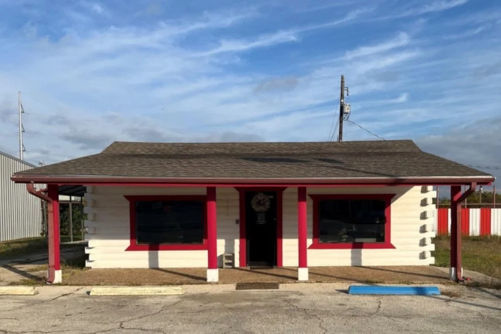 Commercial — Red River Realty