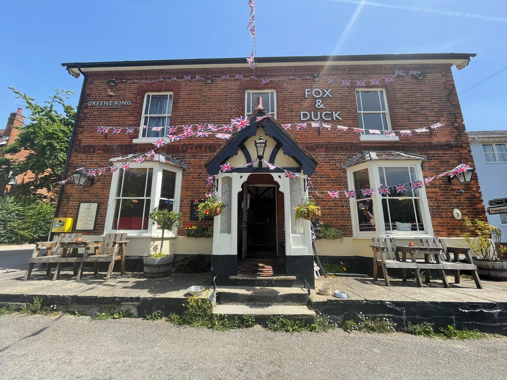 The Fox and Duck Pub Walk, Therfield — Local Walks