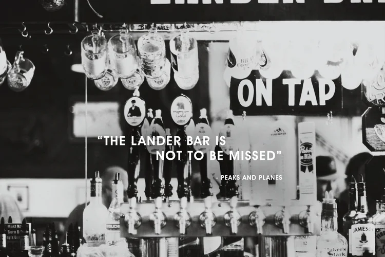 Lander Bar