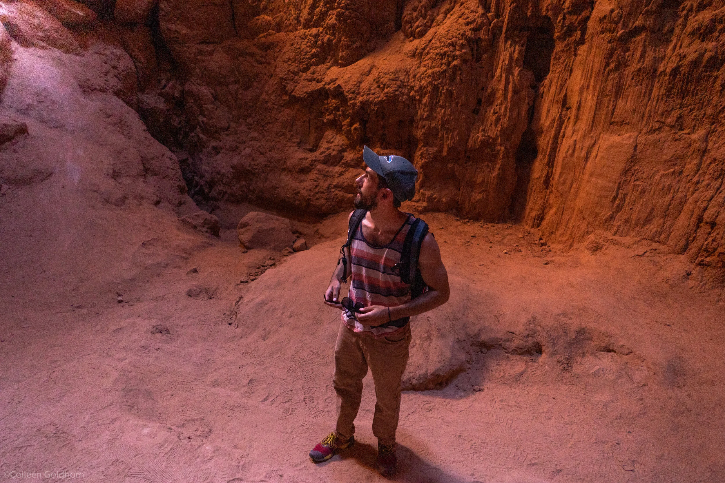 Explore This Hidden "Cave" Inside A Utah State Park — The Hiking Website