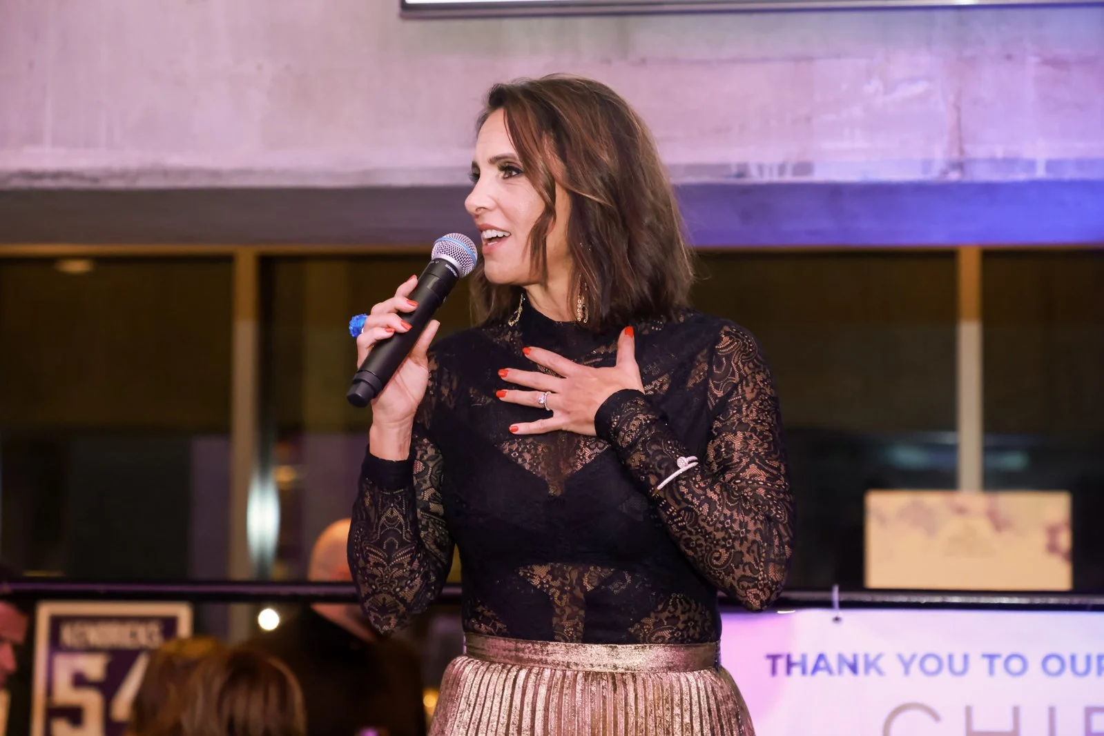 Lori Barr — Raise The Barr