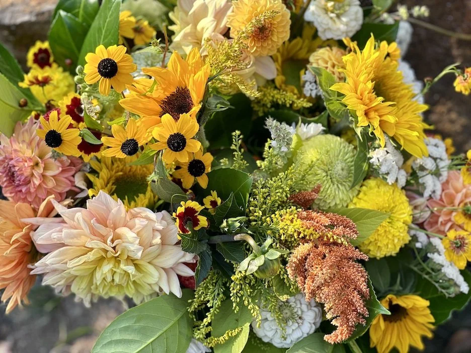 Monthly Flower CSA | Smiling Frog Farm | May-October Local Bouquets ...