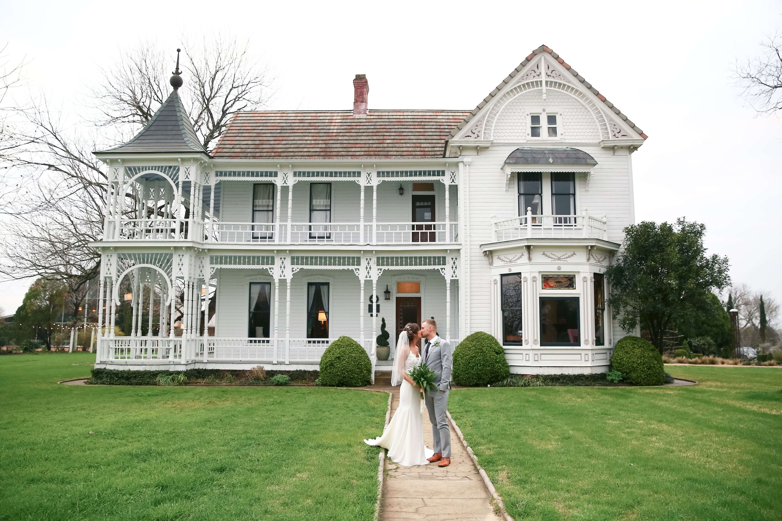 Gallery — Barr Mansion