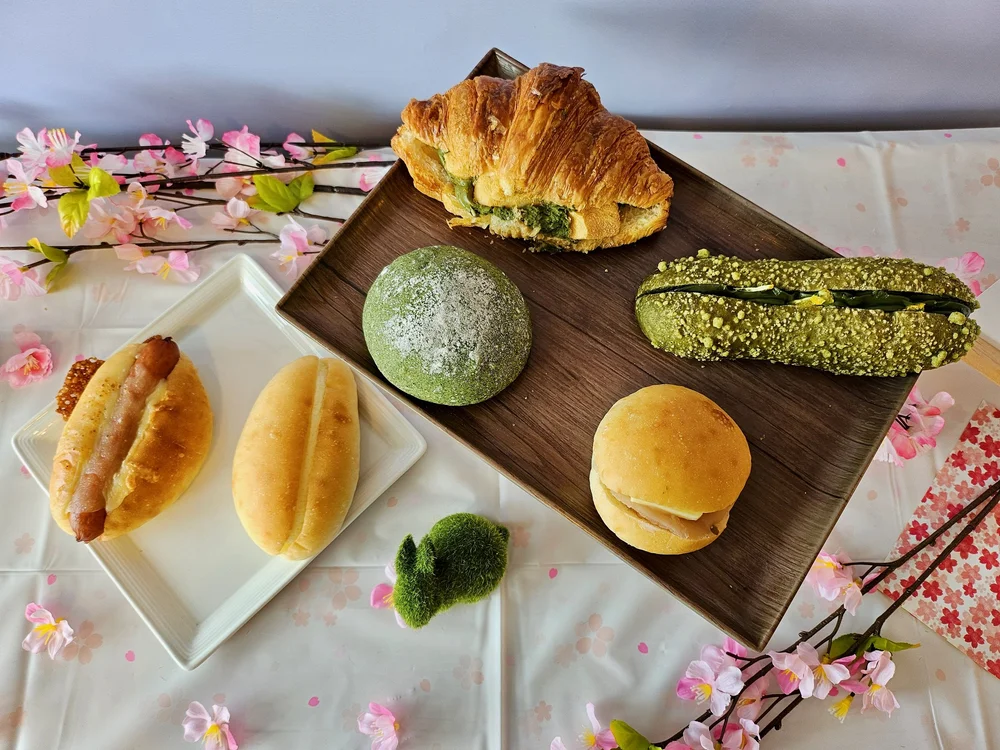 New Kamome Bakery Outlet At Bukit Timah Presents Limited-Time Sakura ...