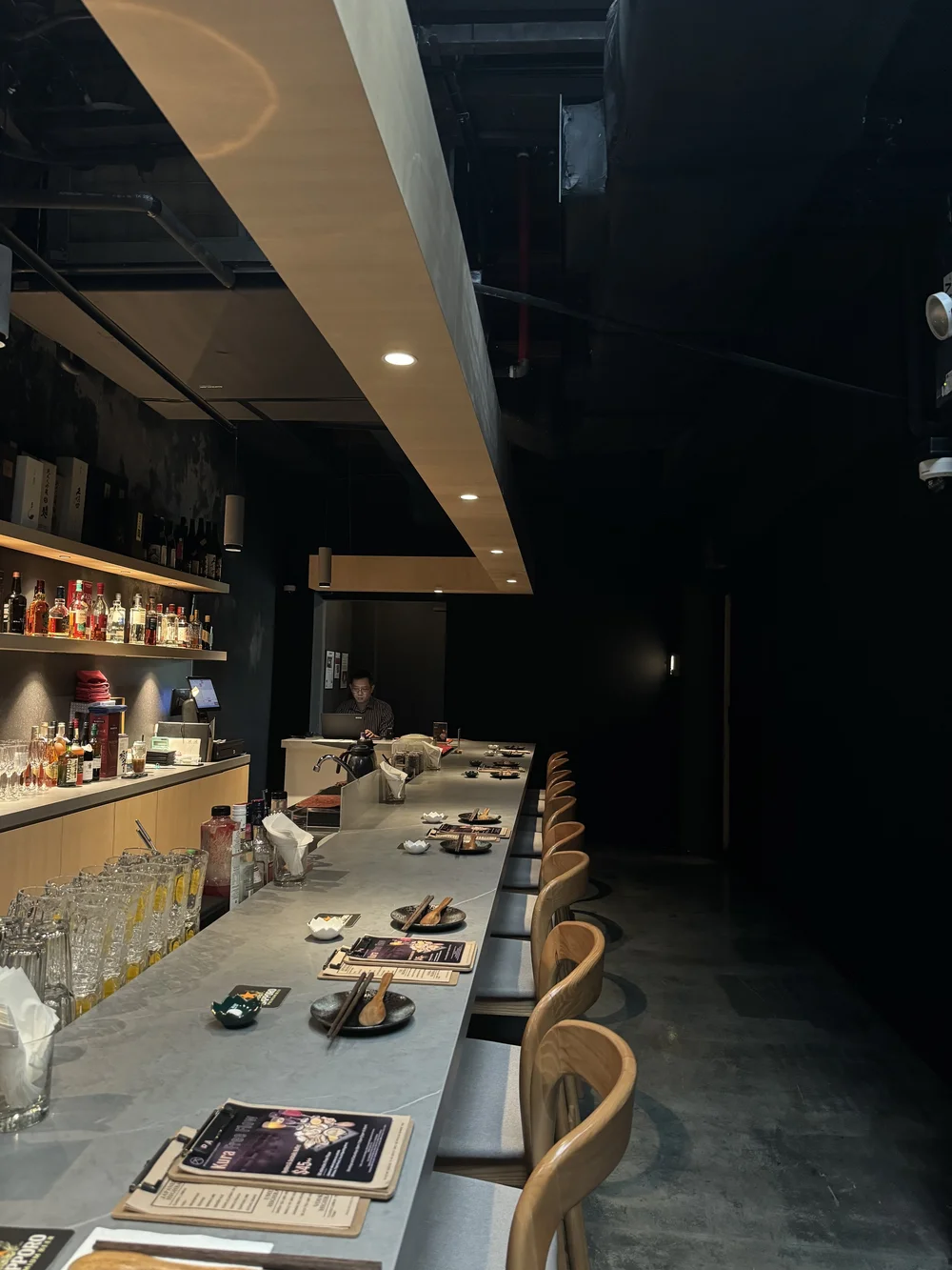 Kura Oyster & Highball Bar Offers Free-Flow Oysters and Cocktails ...