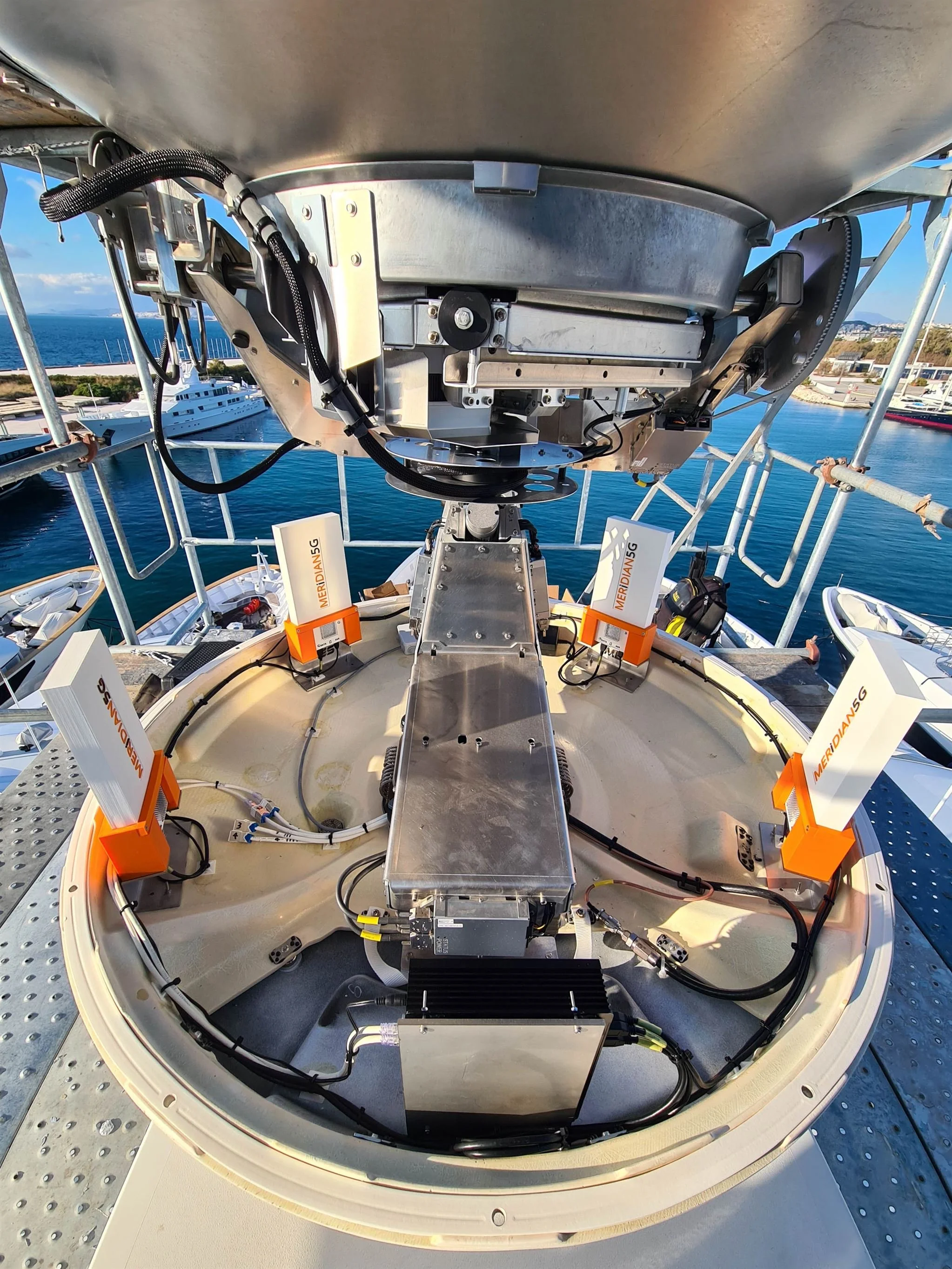 M/Y Persefoni 2021 Meridian 5G Installation (Within Dome) — MES YACHTING