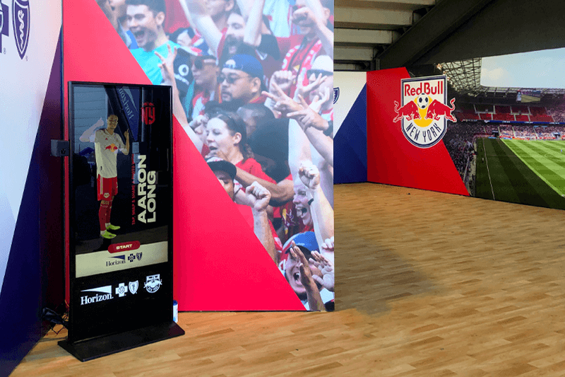 HeroMirror Next-gen AR Photo Booths | AR experiences | INDE — INDE ...