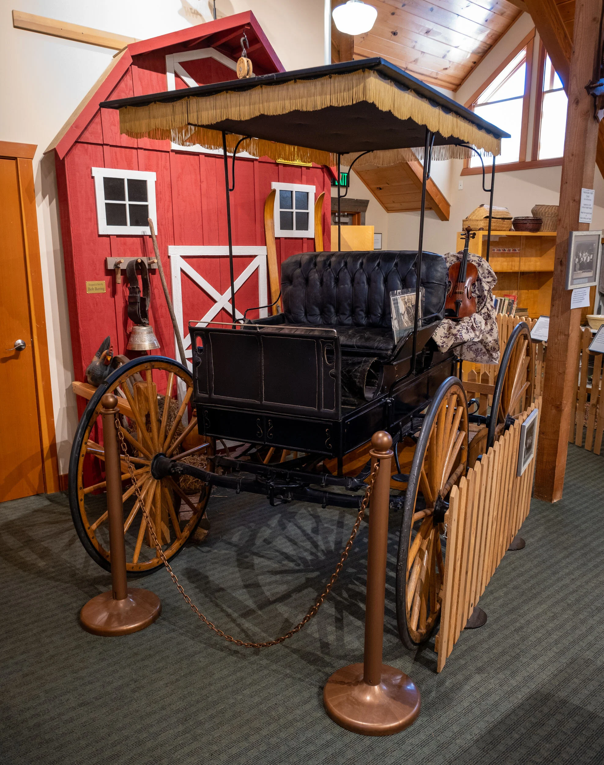 Exhibits — Sandy Historical Society