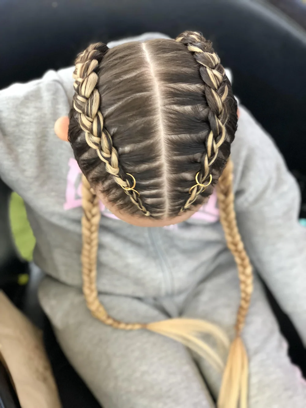 2 Cornrows With Extensions
