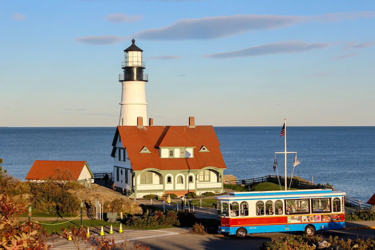 Trolley and Boat Tours - Portland Discovery Land & Sea Tours — Portland ...