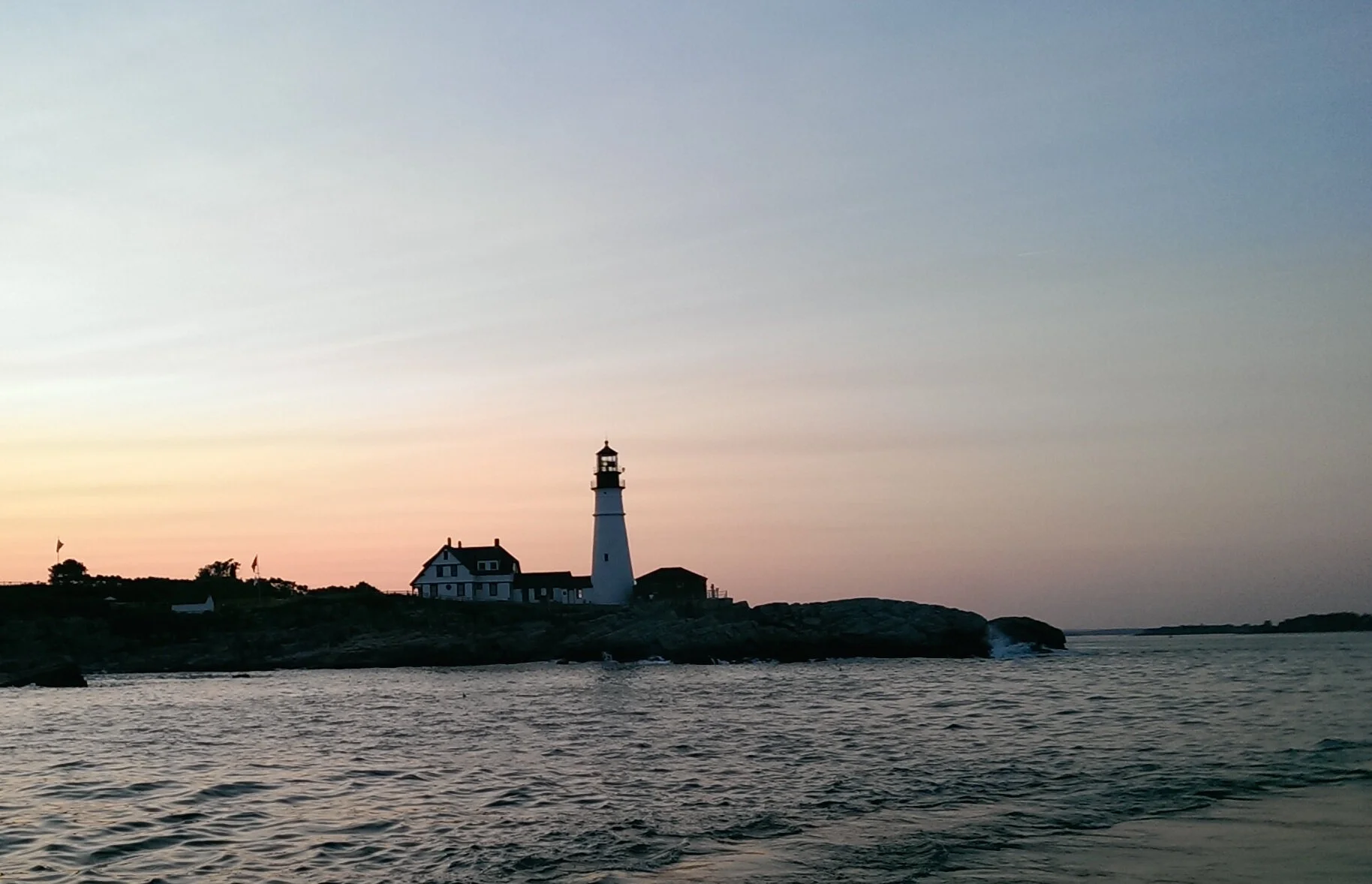 Sunset Lighthouse Cruise - Portland Discovery Land & Sea Tours ...