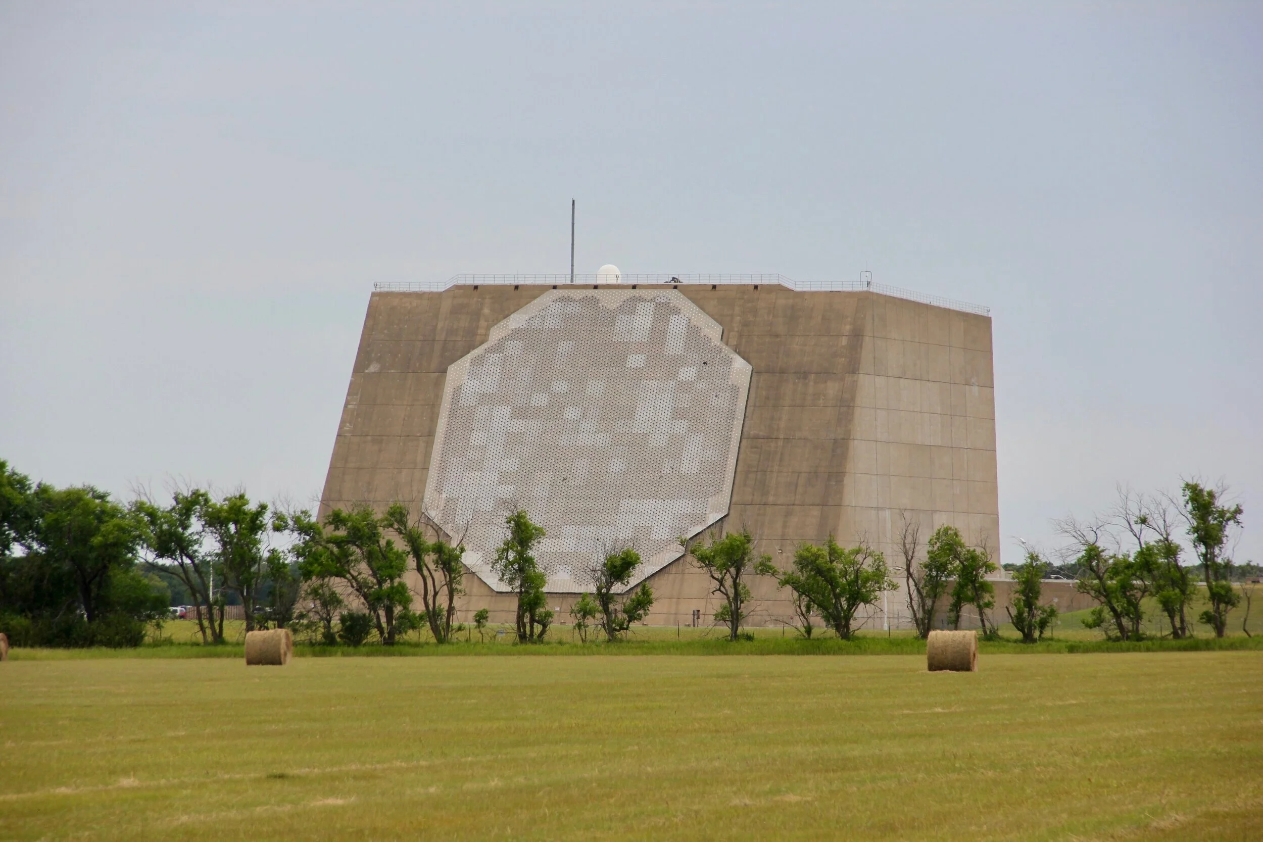 Perimeter Acquisition Radar - PARCS - Cavalier Air Force Station ...