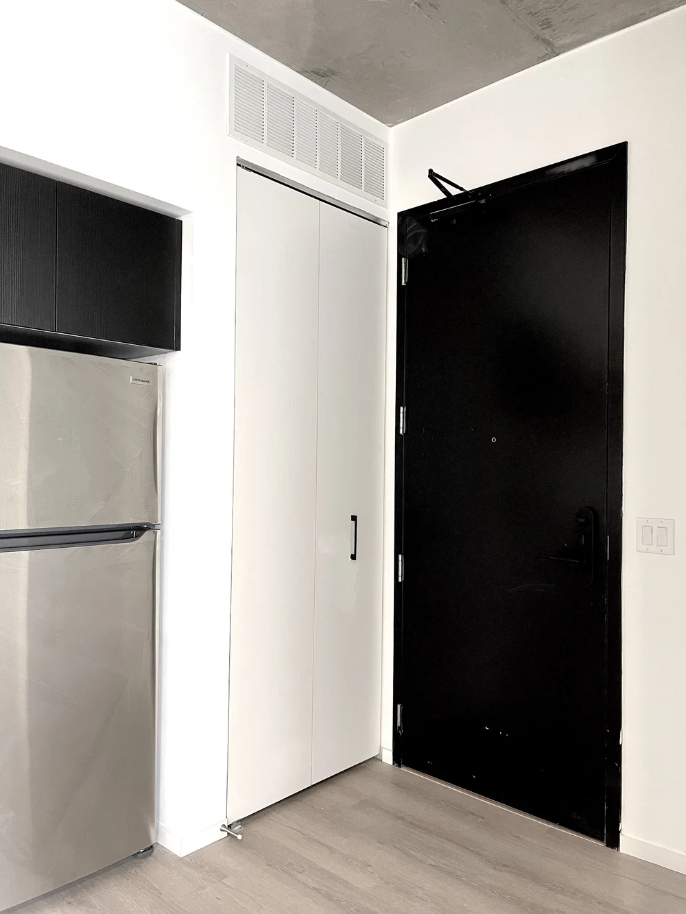 Landquist & Son custom and durable closet doors