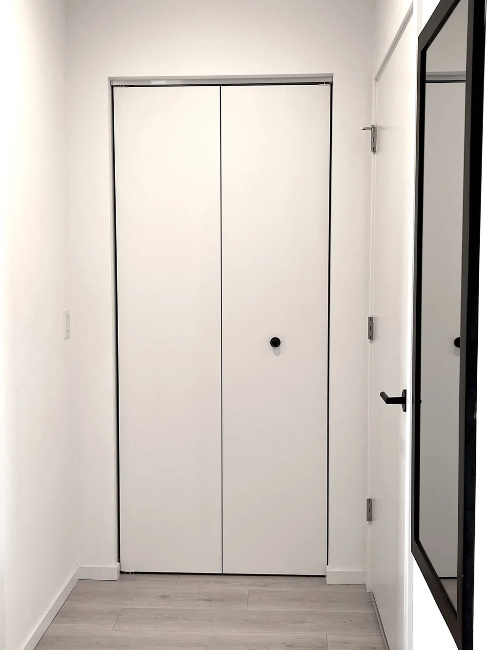 Landquist & Son custom and durable closet doors