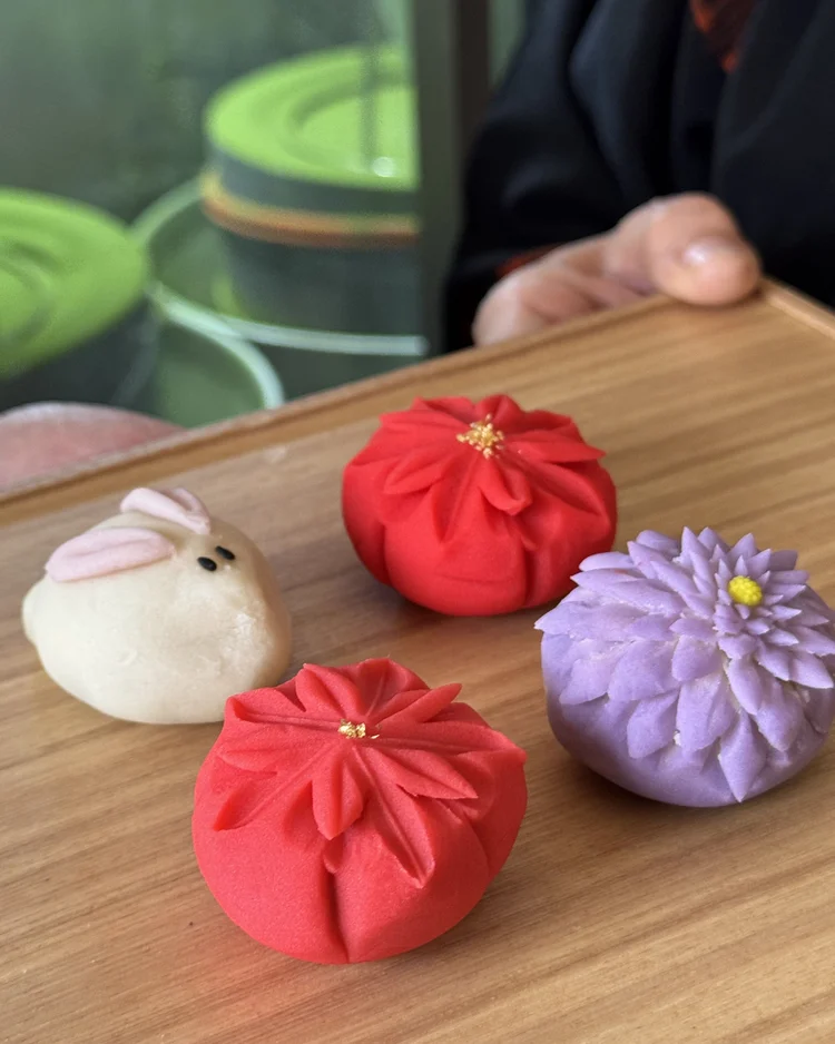 Shop Fresh-Ground Matcha & Tea — Ooika (覆い香)