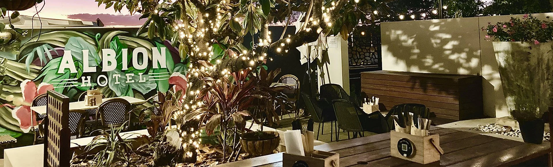 Bar — Albion Hotel, Albion, QLD