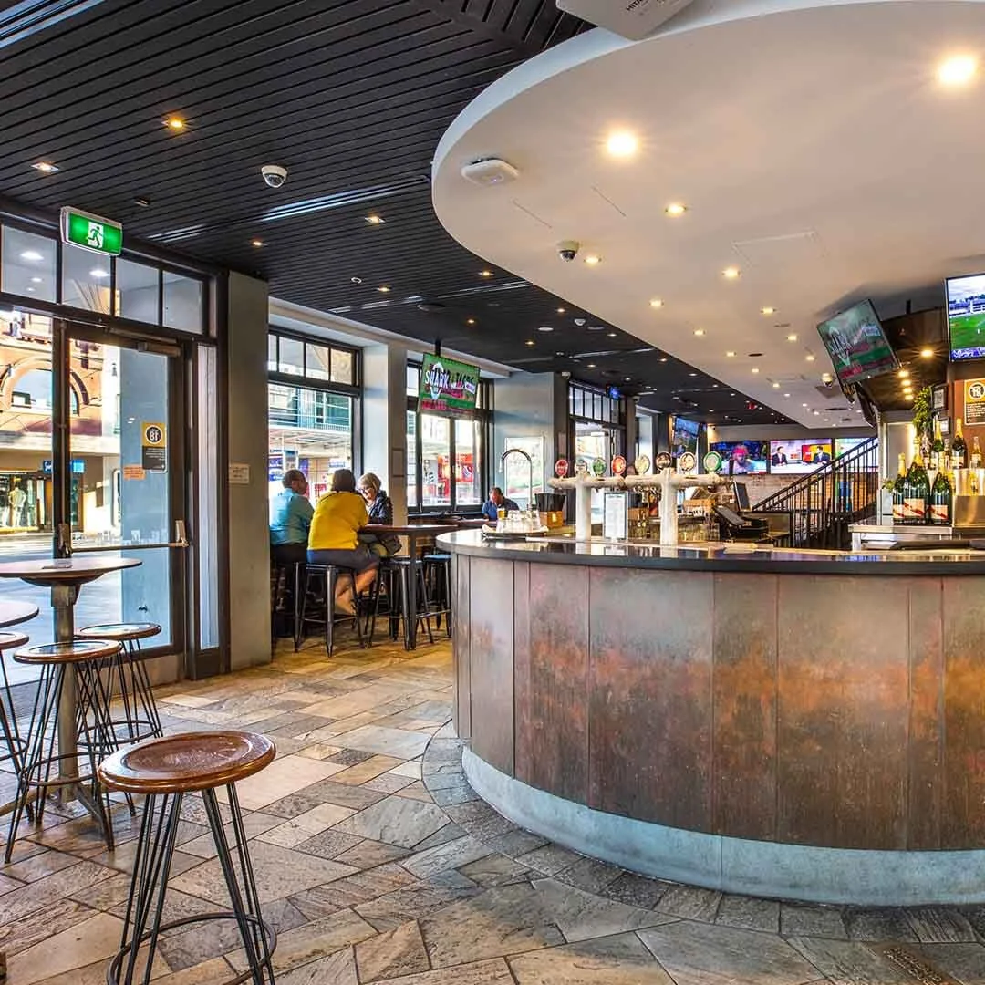 Bar — New Brighton Hotel, Manly, NSW