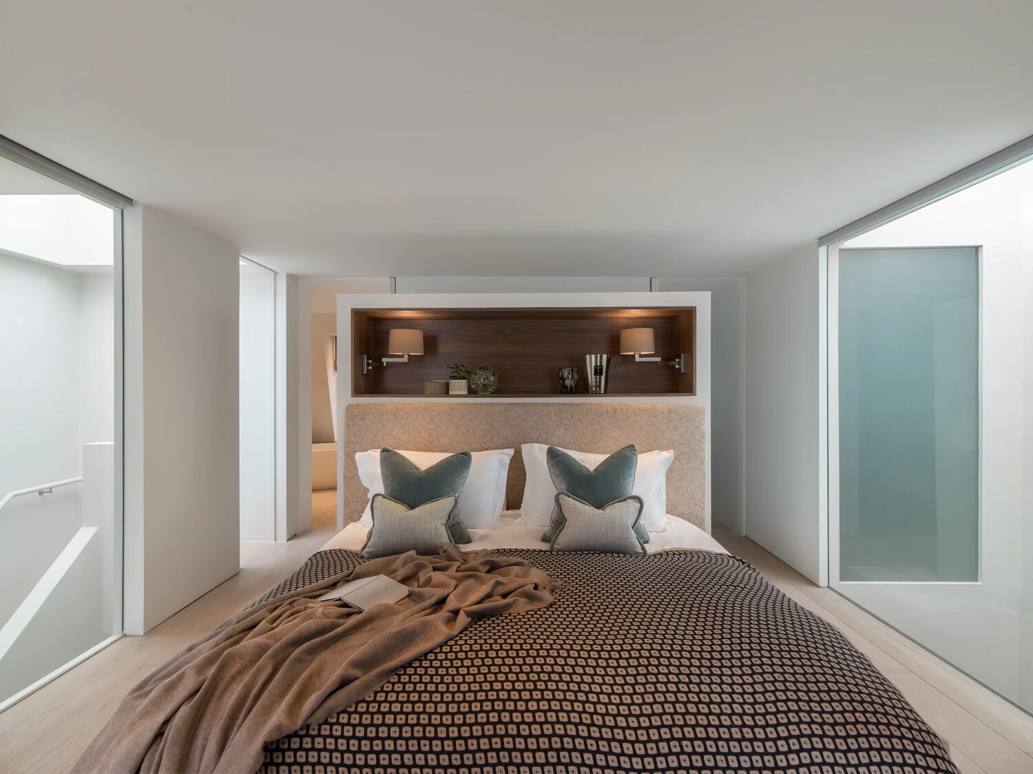 Headboards & Ottomans | Bespoke upholstered furniture, designed by you