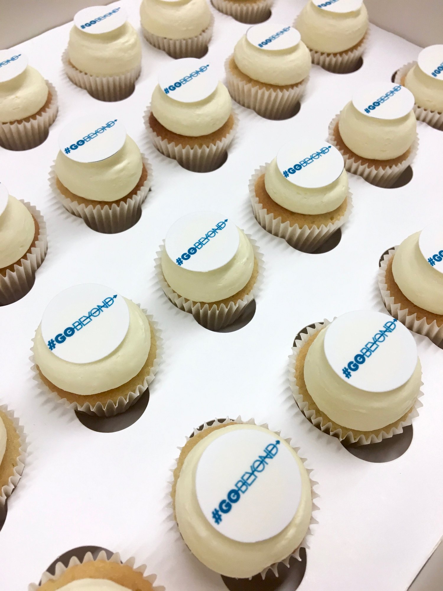 Hey Little Cupcake Manchester - Cupcakes, Brownies, Cakes, Cookies