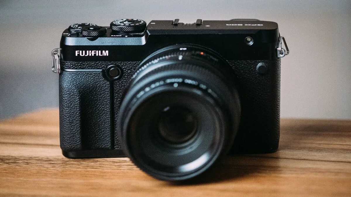 Fujifilm GFX 50R Review