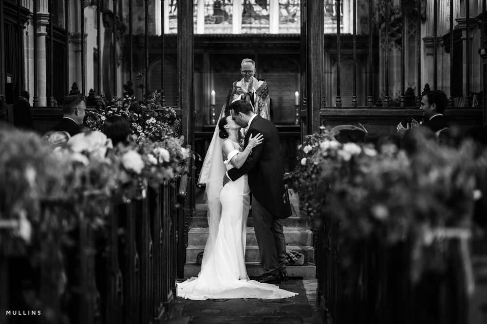 Crooked Billet Stoke Row Wedding - Emily & Sam
