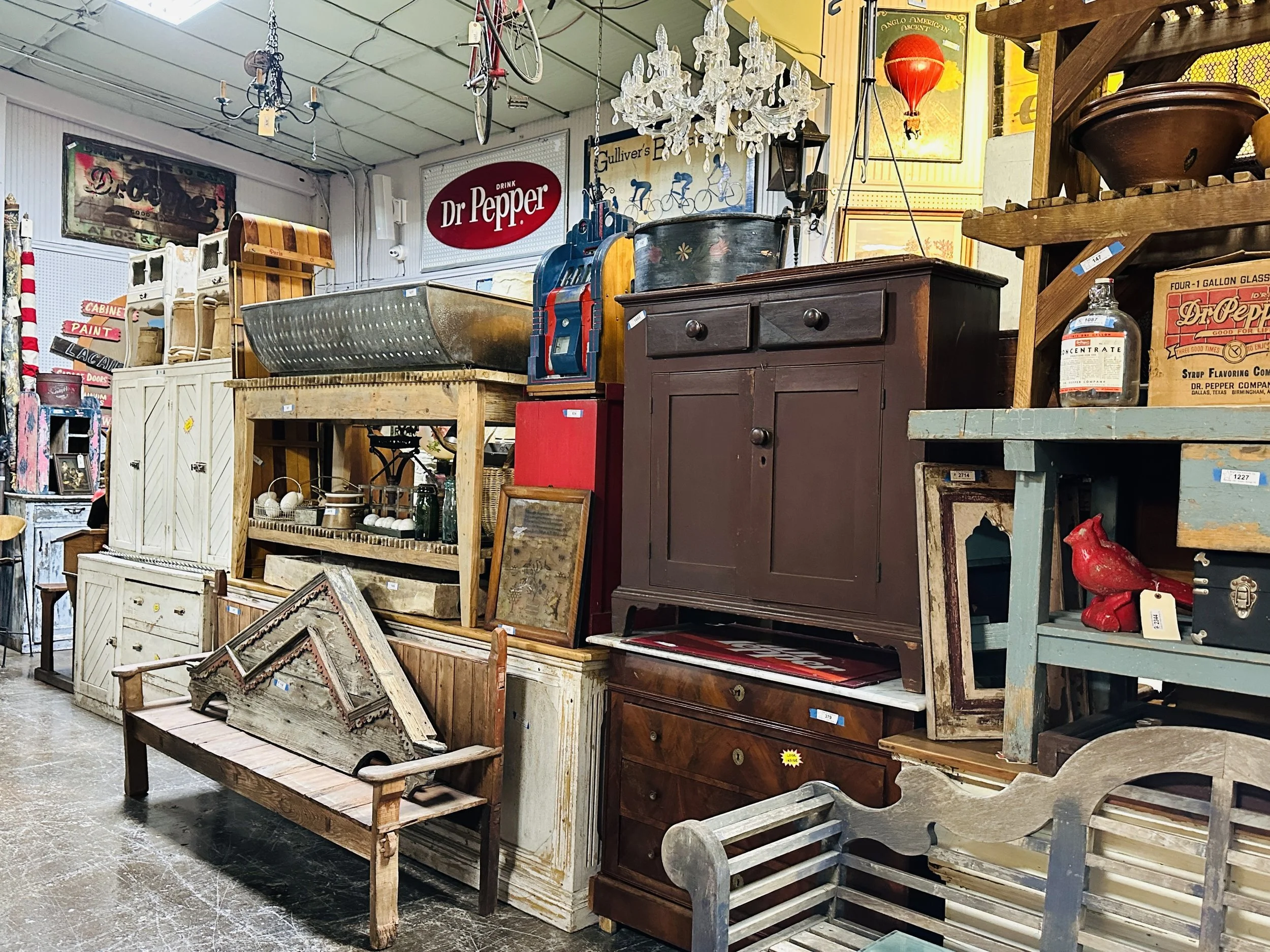 Bright Star Antiques Co.