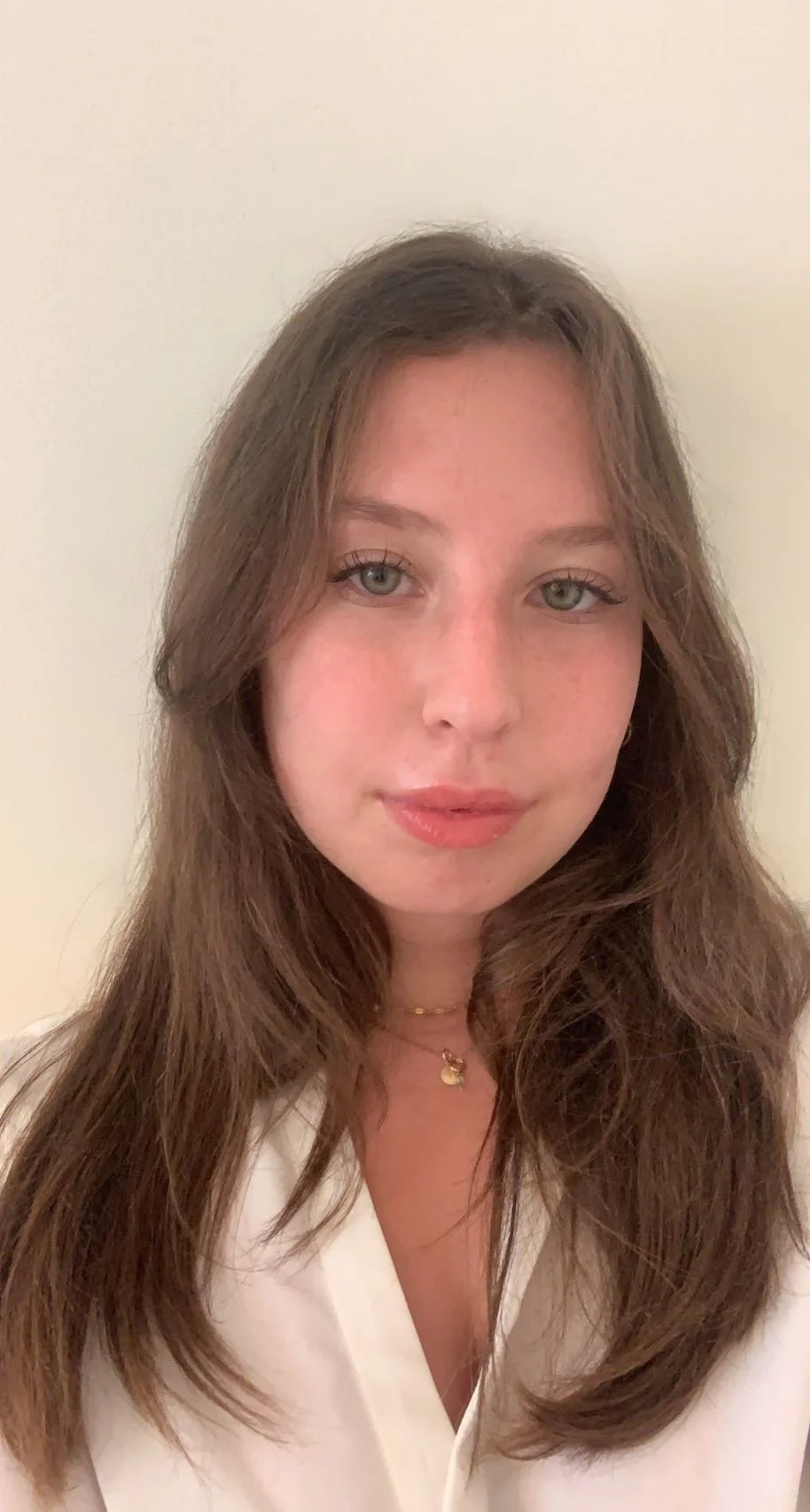 Isabella Hamilton's Instagram, Twitter & Facebook on IDCrawl