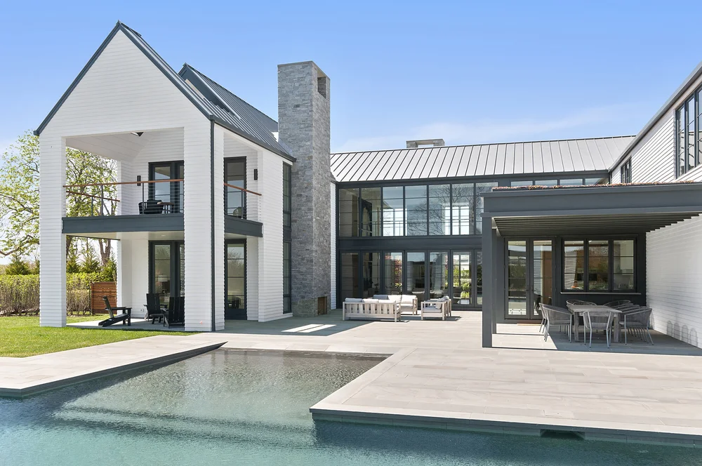 Modern Farmhouse, Water Mill — Iconic Modern Home