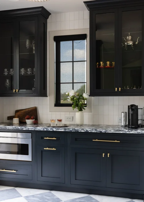 Timeless Elegance: Designing Classic Kitchens That Endure — Helmut ...