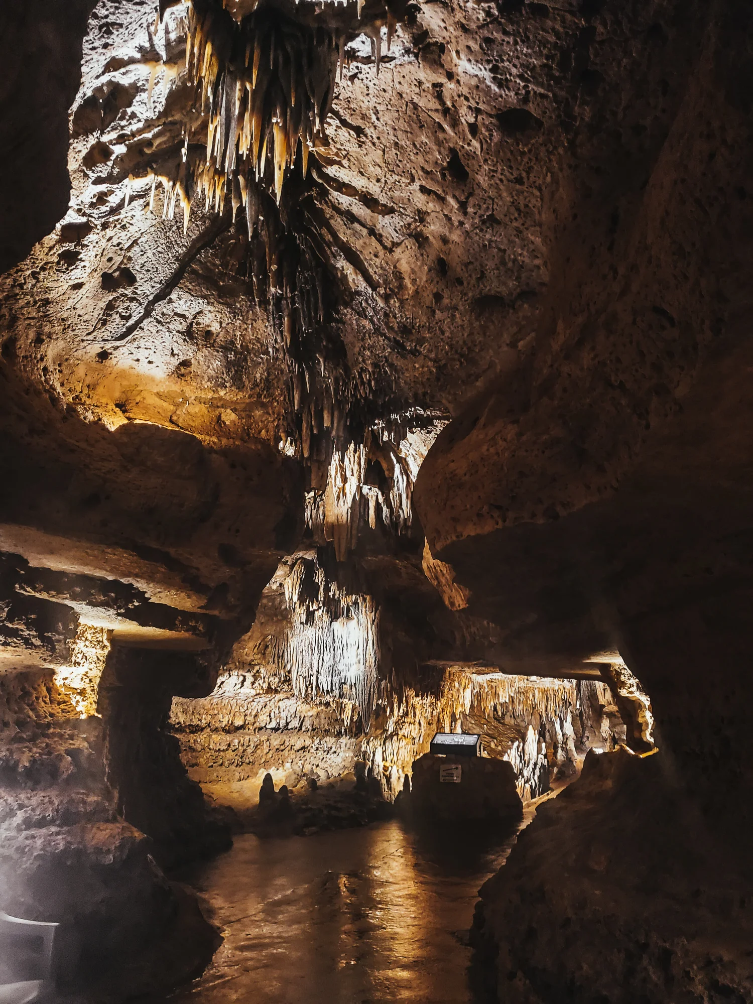 Cave of the Mounds (Wisconsin) — Make it Fun MOM