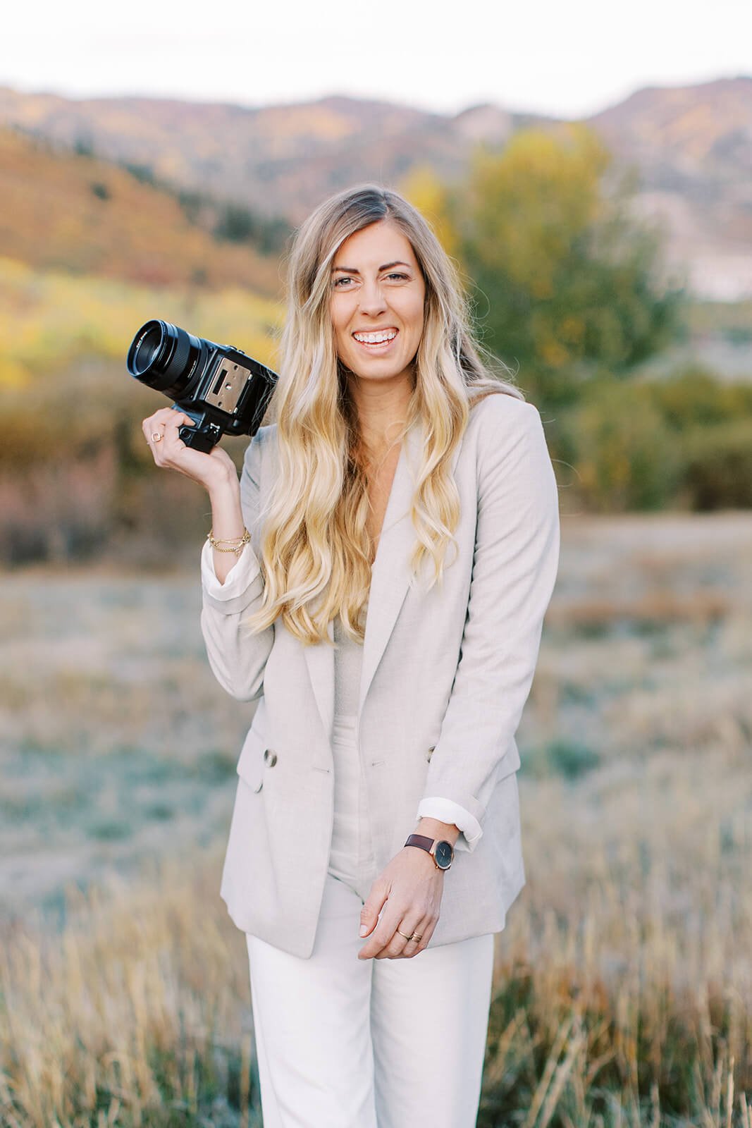 About — LYNDI RUTH PHOTOGRAPHY