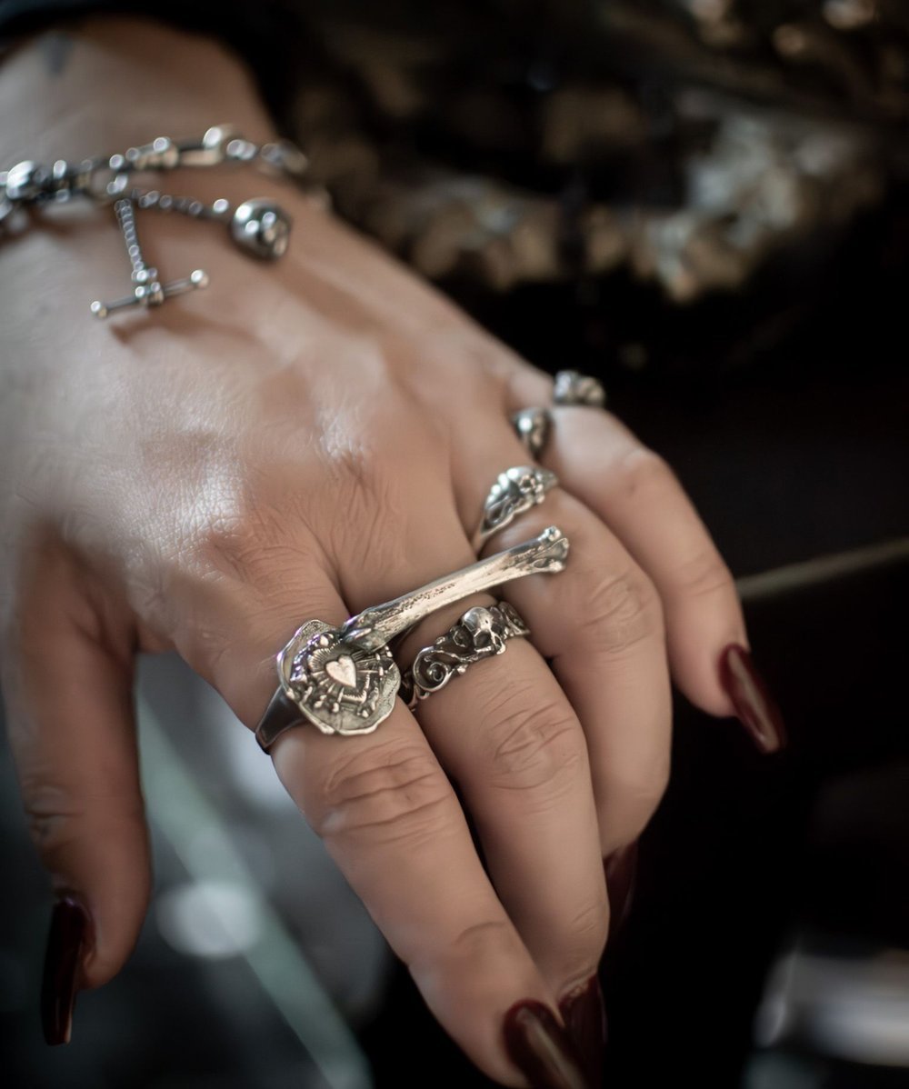 silver skull garnet gemstone ring emma rea — EMMA REA FINE JEWELLERY ...