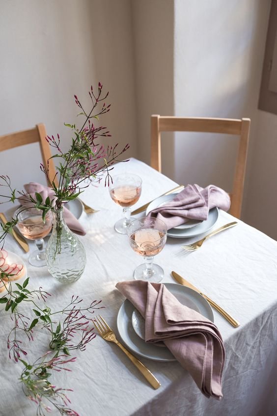 5 Elevated Table Settings For Date Night — Tiffany Leigh Design