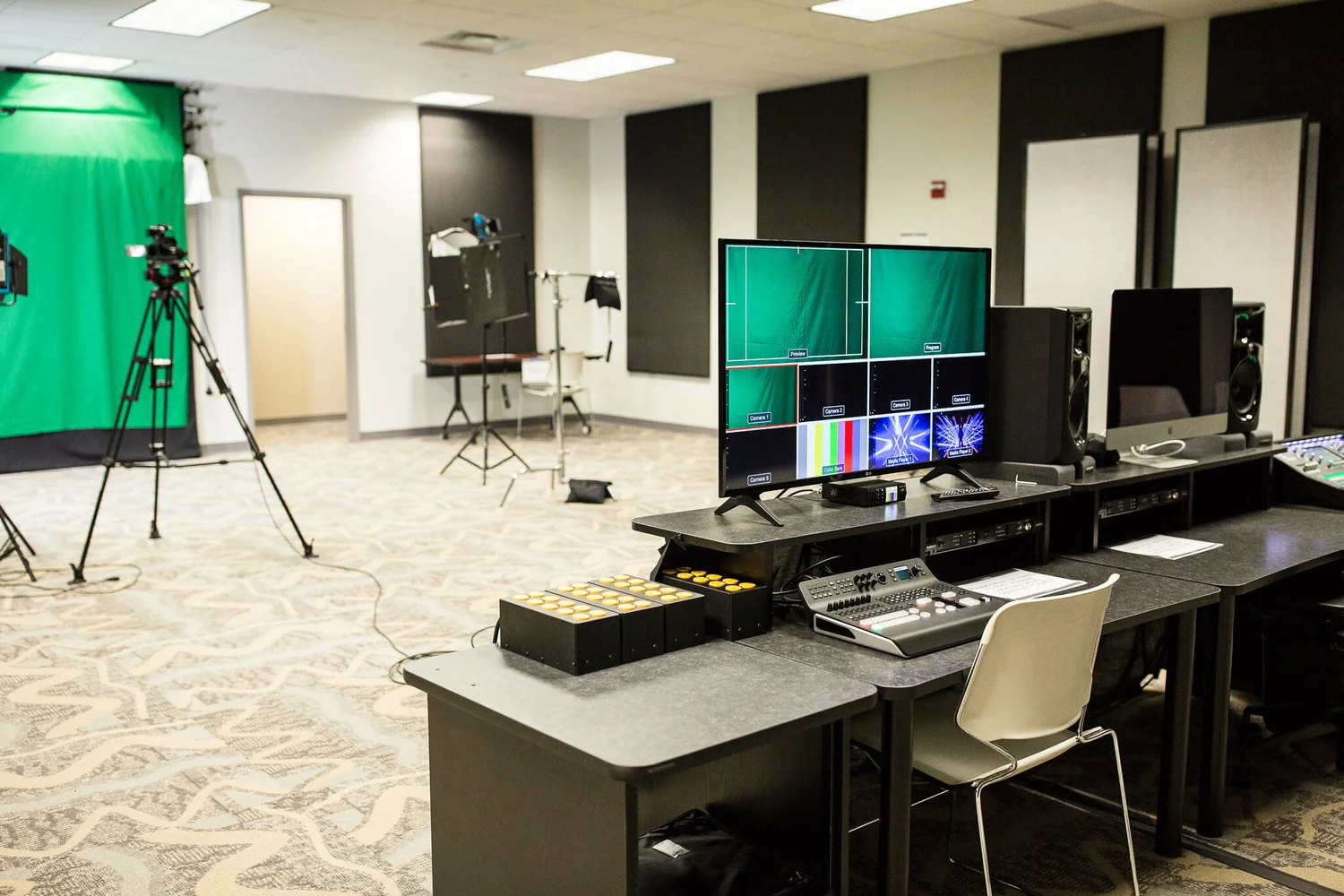 Hamilton East Public Library - Fishers — ReThinking Libraries - Library ...