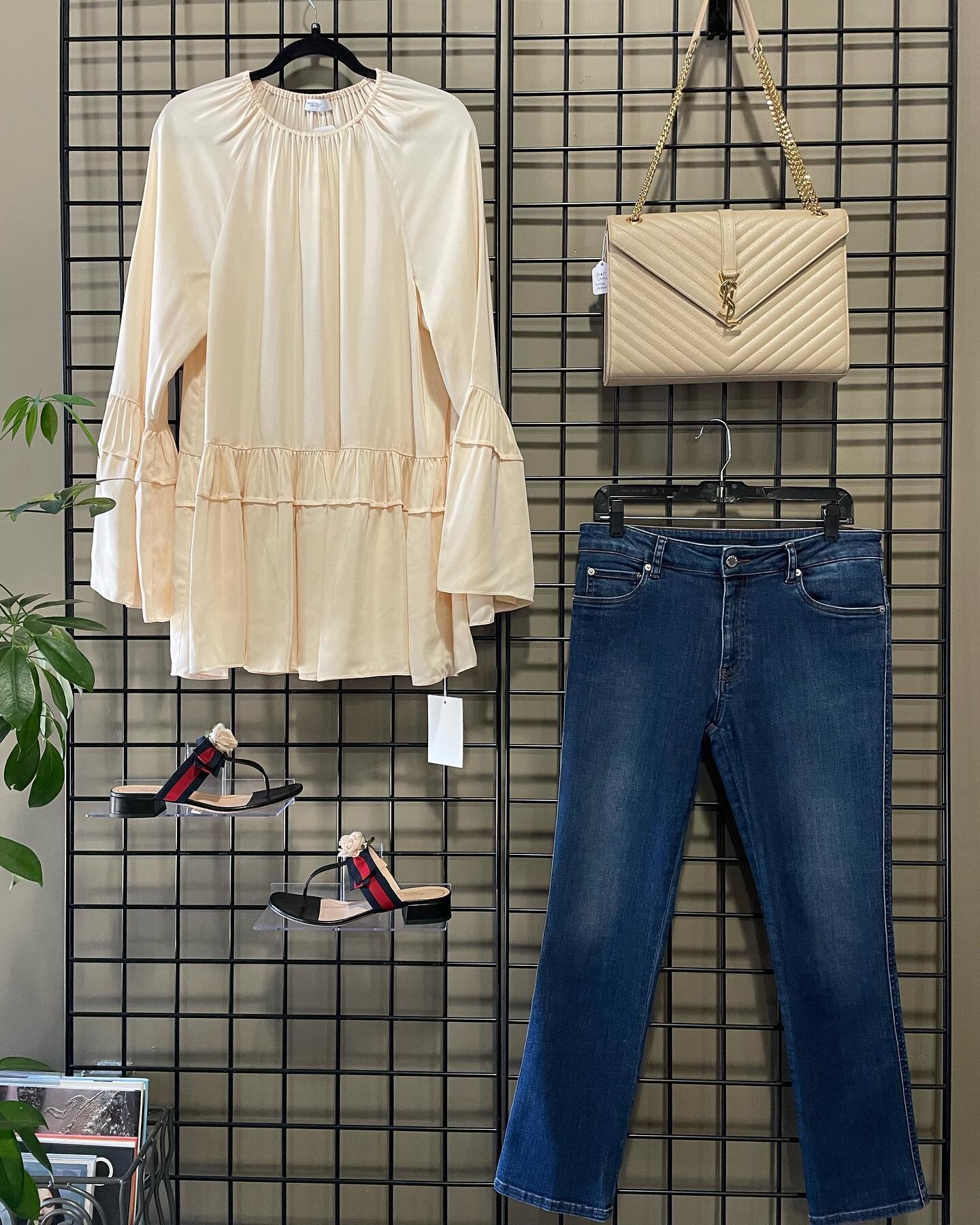 Seams to Fit Women's Consignment