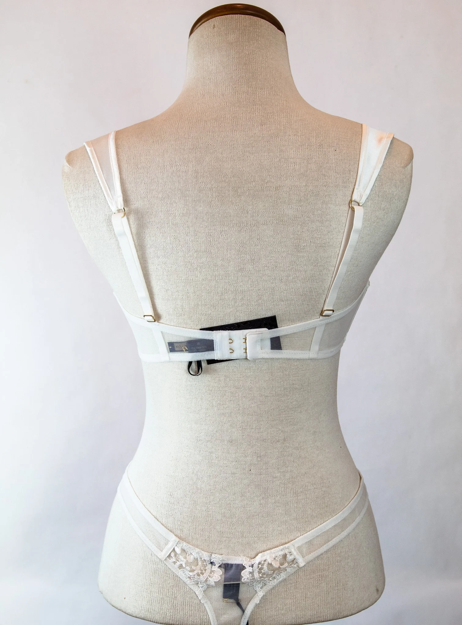 Lingerie Boutique — Jaryam