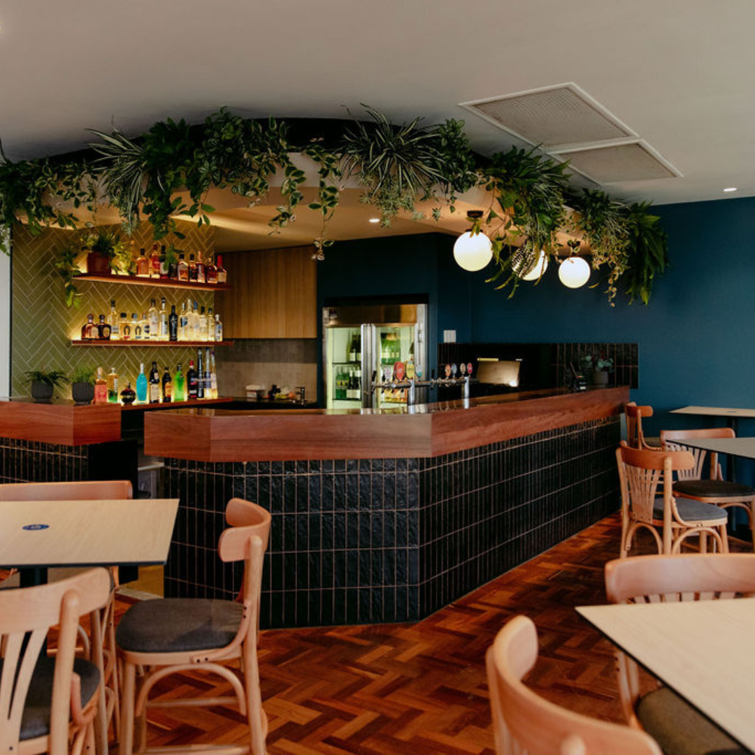 Dining — Boundary Hotel, Bentleigh East, VIC