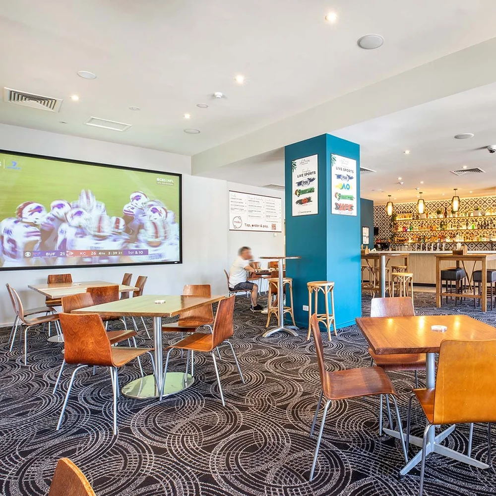 Dining — Royal Hotel, Essendon, VIC