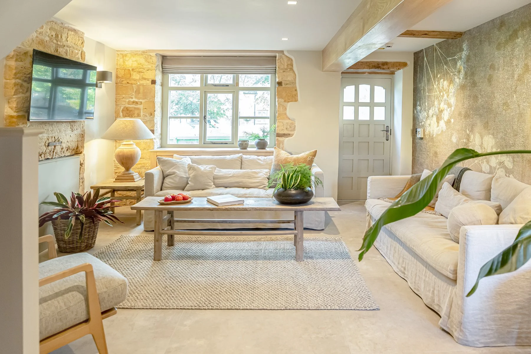 The Headmistresses Study — Luxury Cotswold Retreats