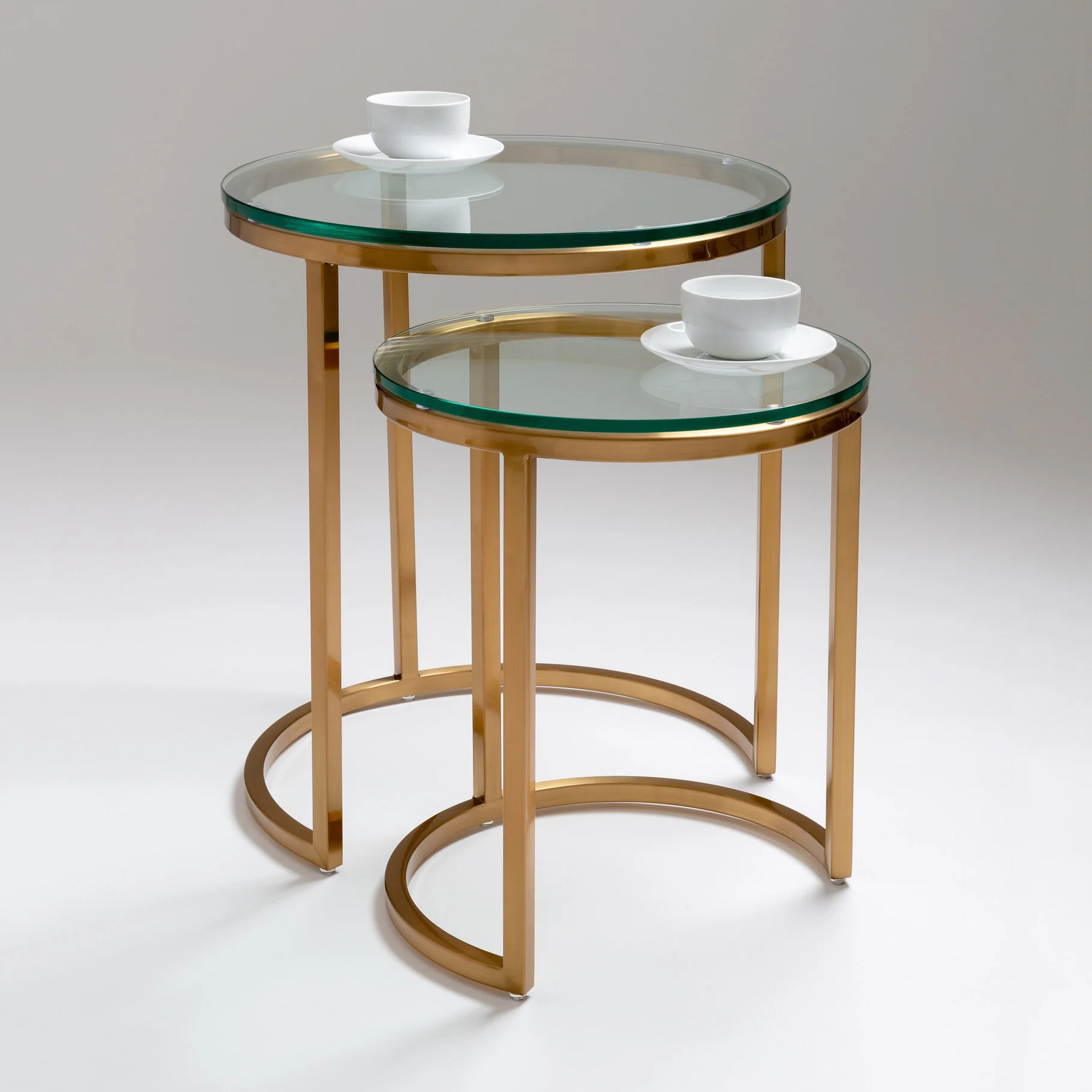 Waldorf Side Table — Centrepiece International