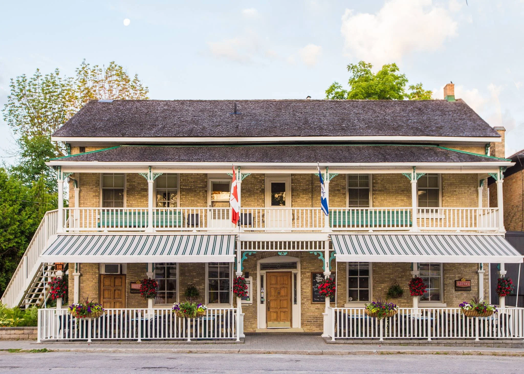 Restaurants — Village of Bayfield