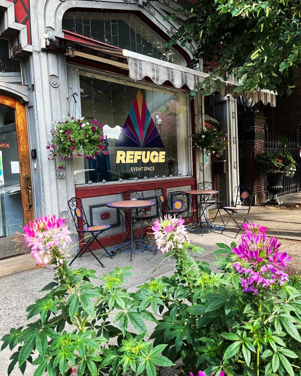 About — REFUGE