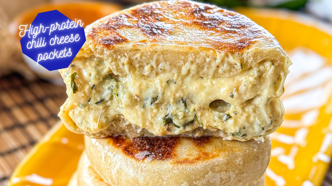 High Protein Chili cheese pockets- A cheesy high protein vegetarian ...