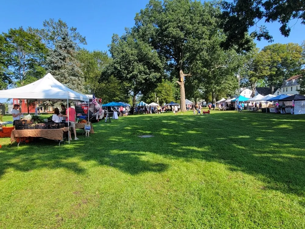 Colchester Farmers' Market — Community Pollinator